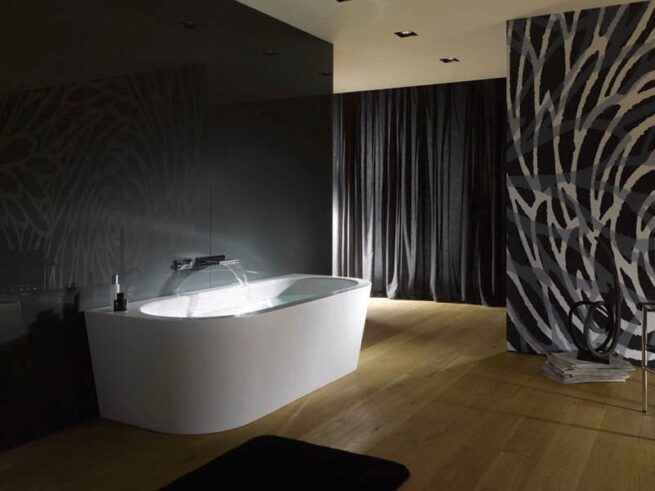 BetteStarlet D-Shaped Silhouette Freestanding Bath - Steel Baths