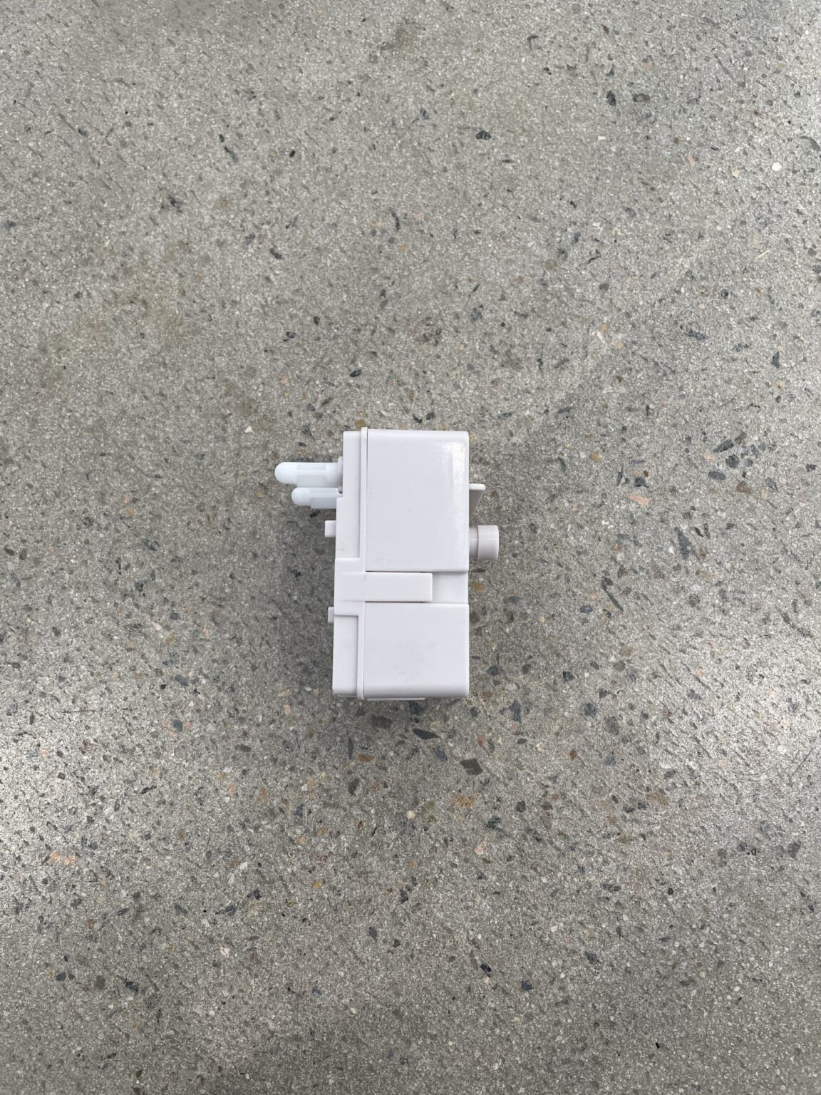 WDI Toilet Flush Box 2020 - Sydney Tap and Bathroomware